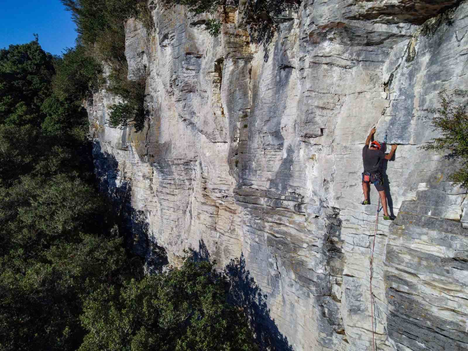 Progress on Pakeho crag | Aotearoa Climbing Access Trust